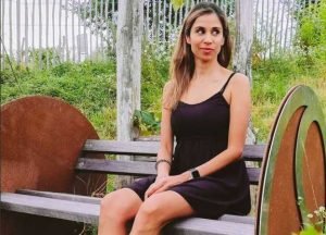 Leila Gharani Net Worth 2026 - Age, Husband, Wiki, Earnings