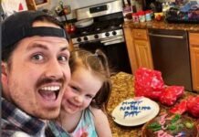 The Bell Life Net Worth - Family, Address, Income, Earnings